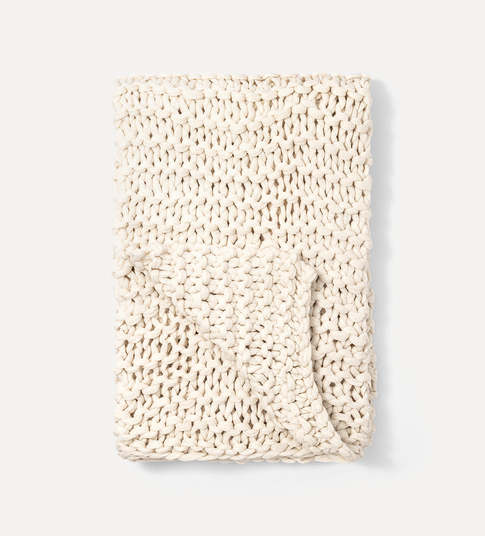 Throws – Le Maé